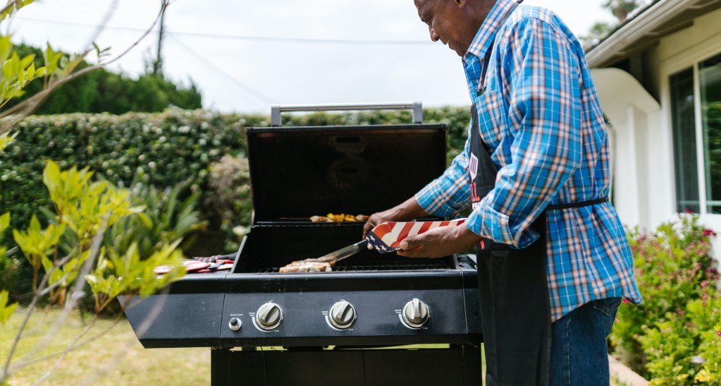 11 tips to stay safe while grilling this summer - Energize!